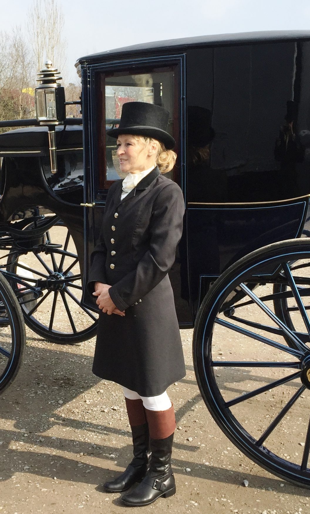 HARTLAND LIVERY COATS » Hartland Carriages